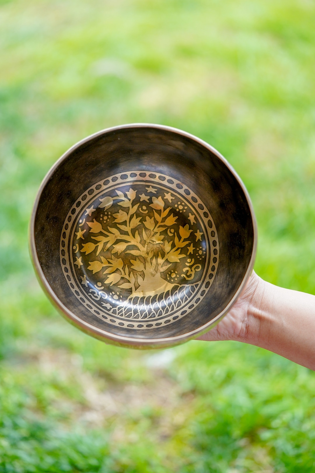 Tibetan Singing Bowl Tree of Life Design | 7 Inch Meditation Bowl ...