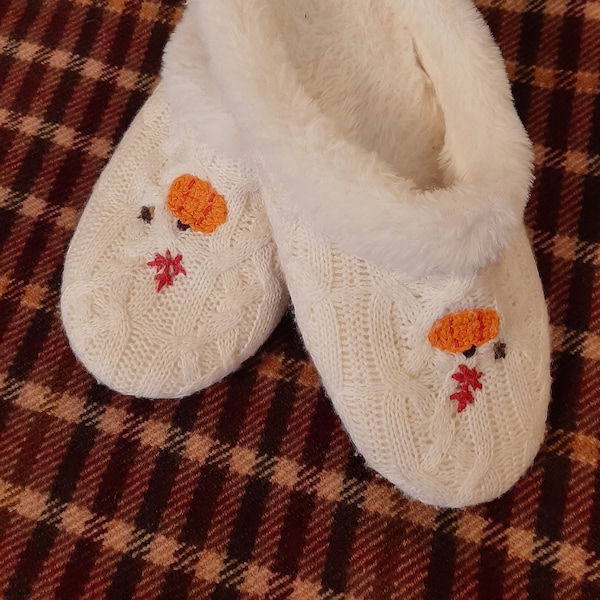Embroidered Slippers - Etsy