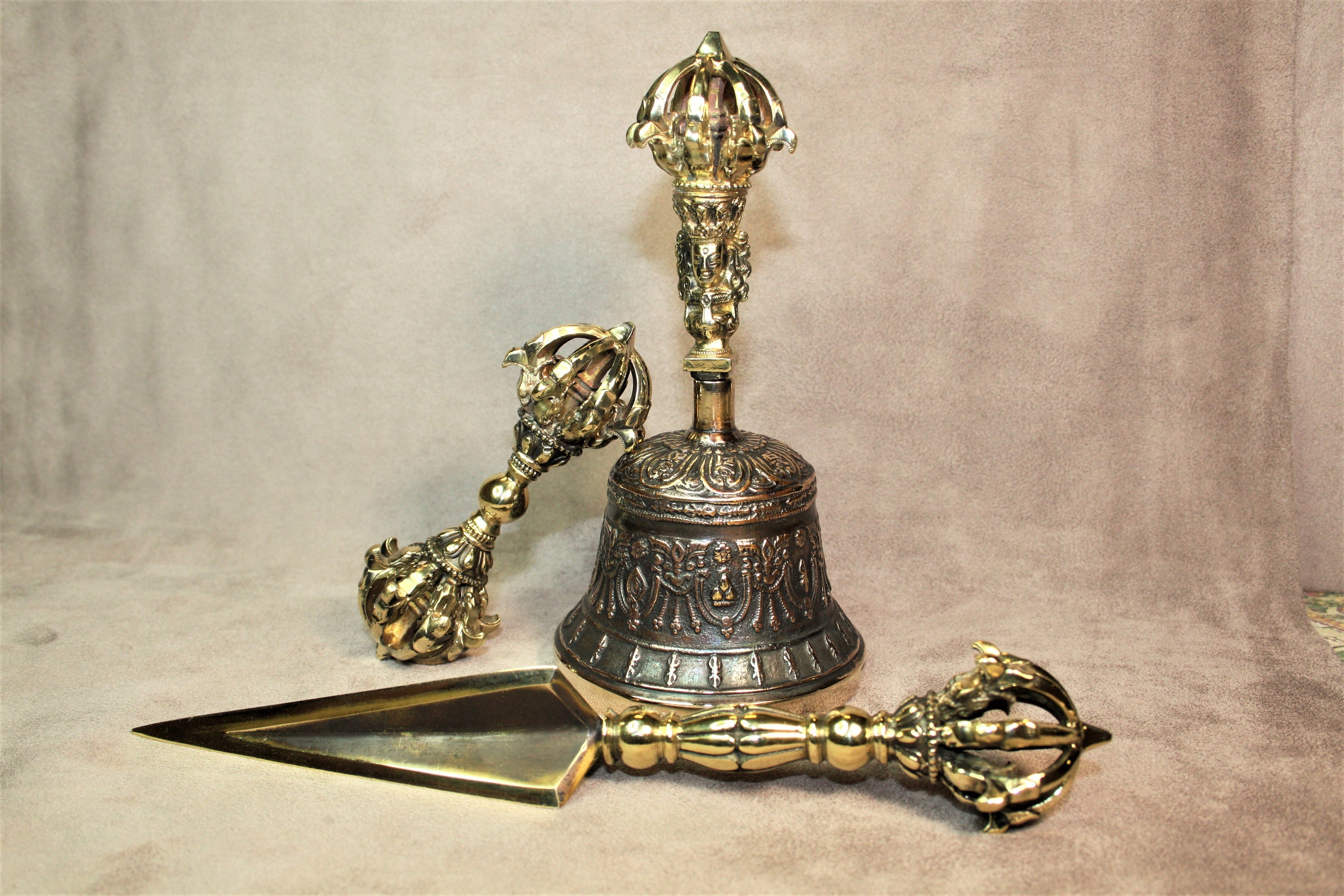 Dorje Drilbu Phurba Vajra Ghanta Kila Buddhist Altar | Etsy