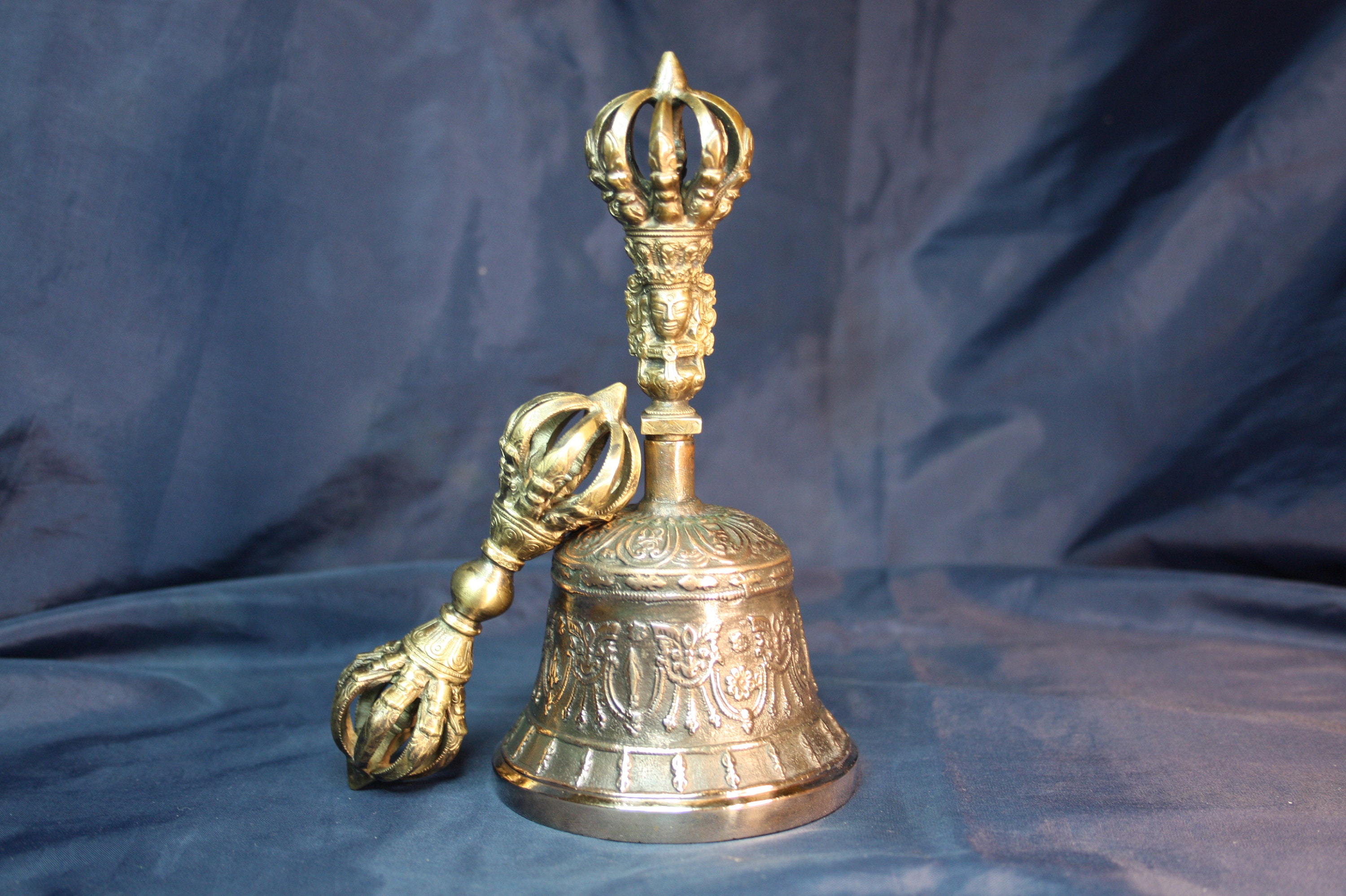 Tibetan Bell Ghanta and Vajra Dorje. - Etsy Hong Kong