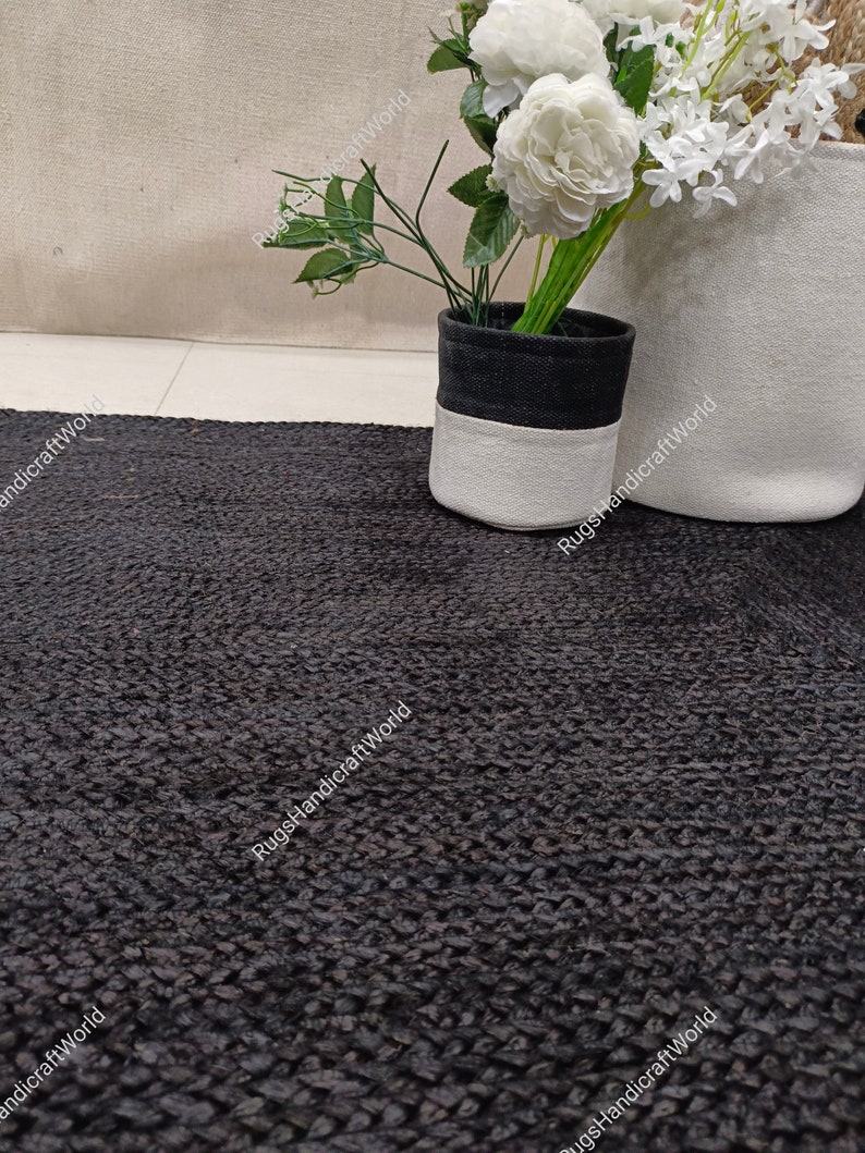 Scalloped Organic Jute Black Rug, Handmade Fringed Floor Carpet ...