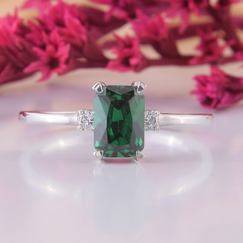 Unique 925 Sterling Silver Emerald Promise Ring for Her, Womens Simple ...