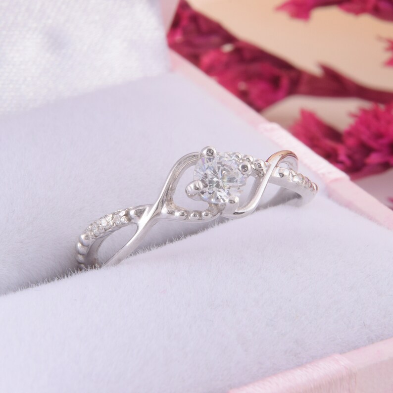 Womens gold promise ring Unique promise ring for her Elegant | Etsy