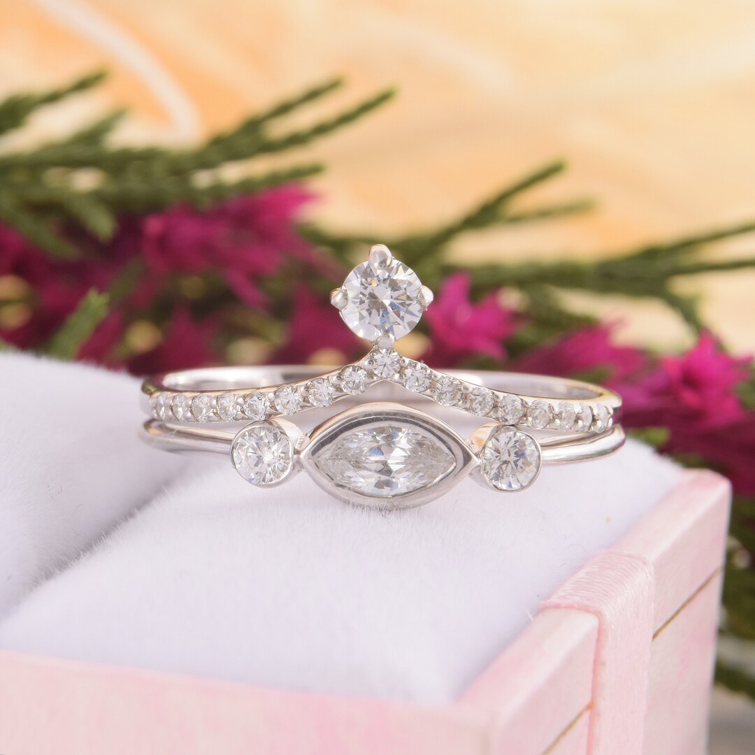 Womens Silver Wedding Rings Set, Dainty Wedding Rings Set, Small Rings ...