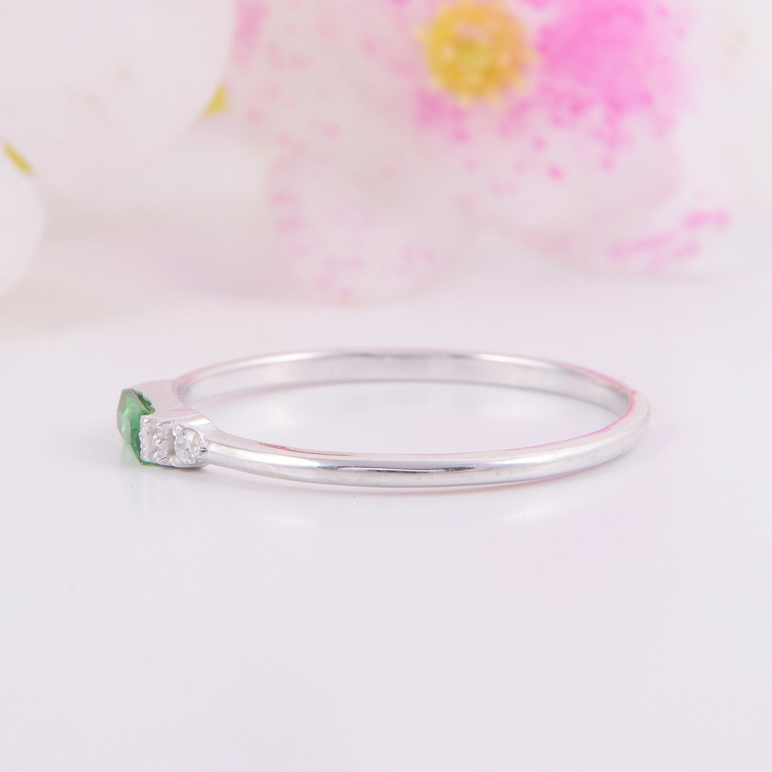 14k Solid White Gold Emerald Promise Ring for Her, Unique Small ...
