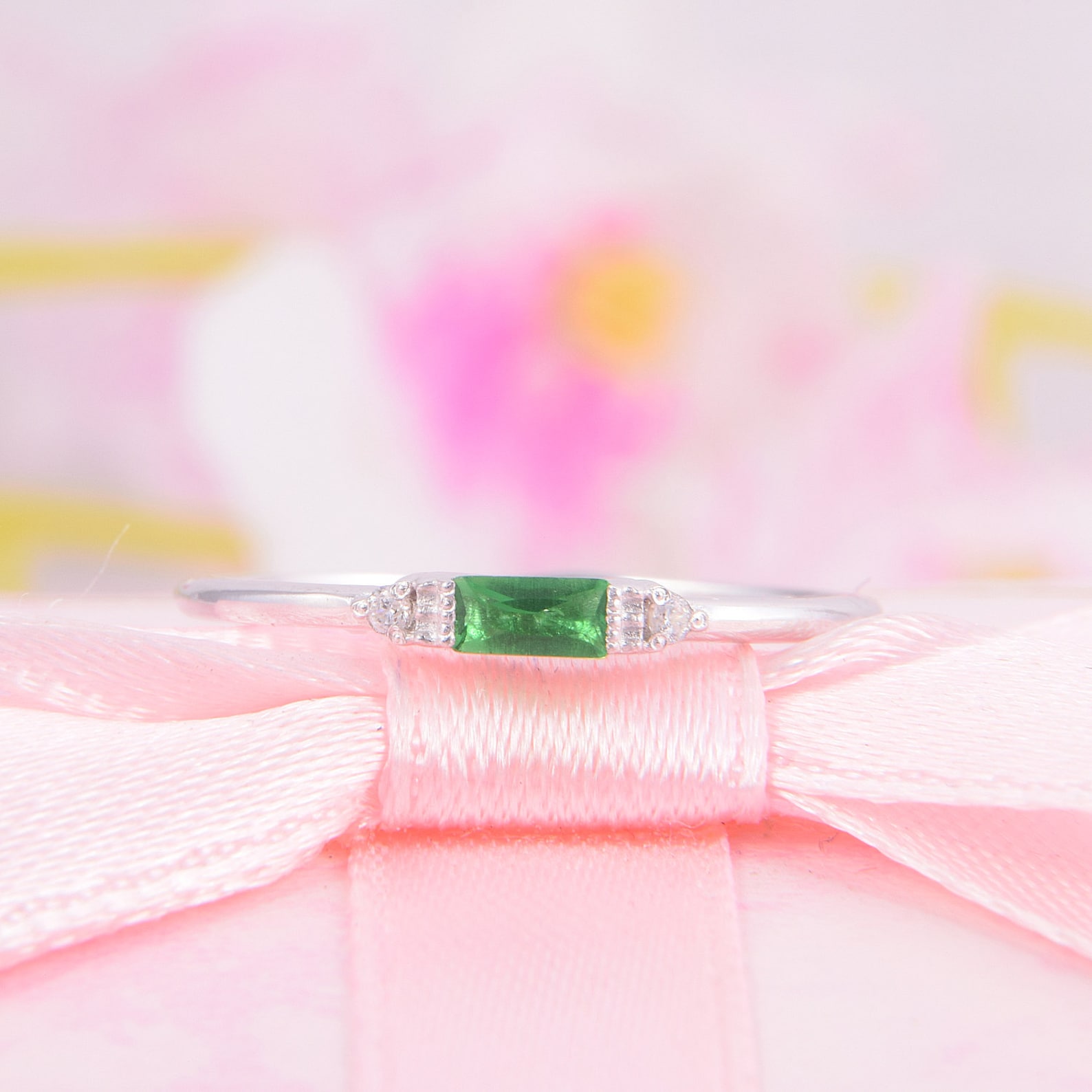 14k Solid White Gold Emerald Promise Ring for Her, Unique Small ...