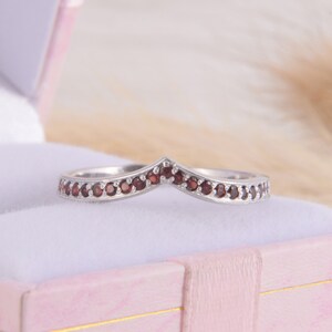 925 Sterling Silver Simple & Elegant V Shape Garnet Wedding Band ...
