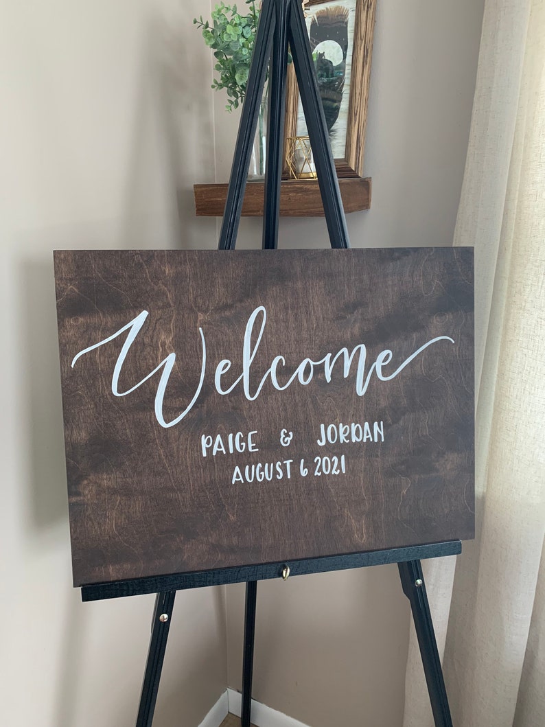 18x24in Wood Welcome Sign Wedding Decor Last Name Sign Hand - Etsy