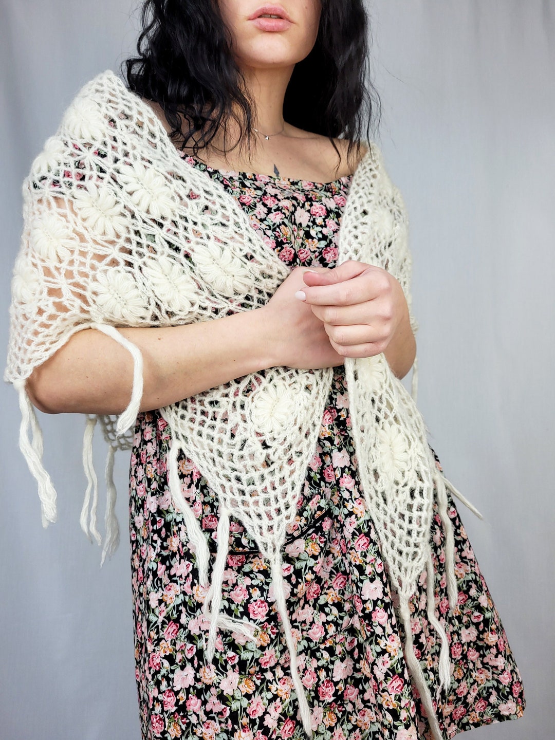 Crochet See-through Shawl, Vintage 80s Off-white Net Knitted Triangle ...