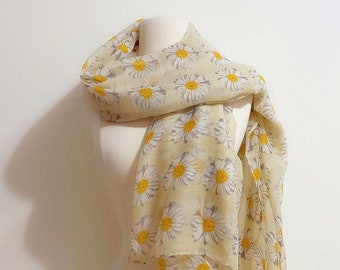 Daisy Scarf - Etsy