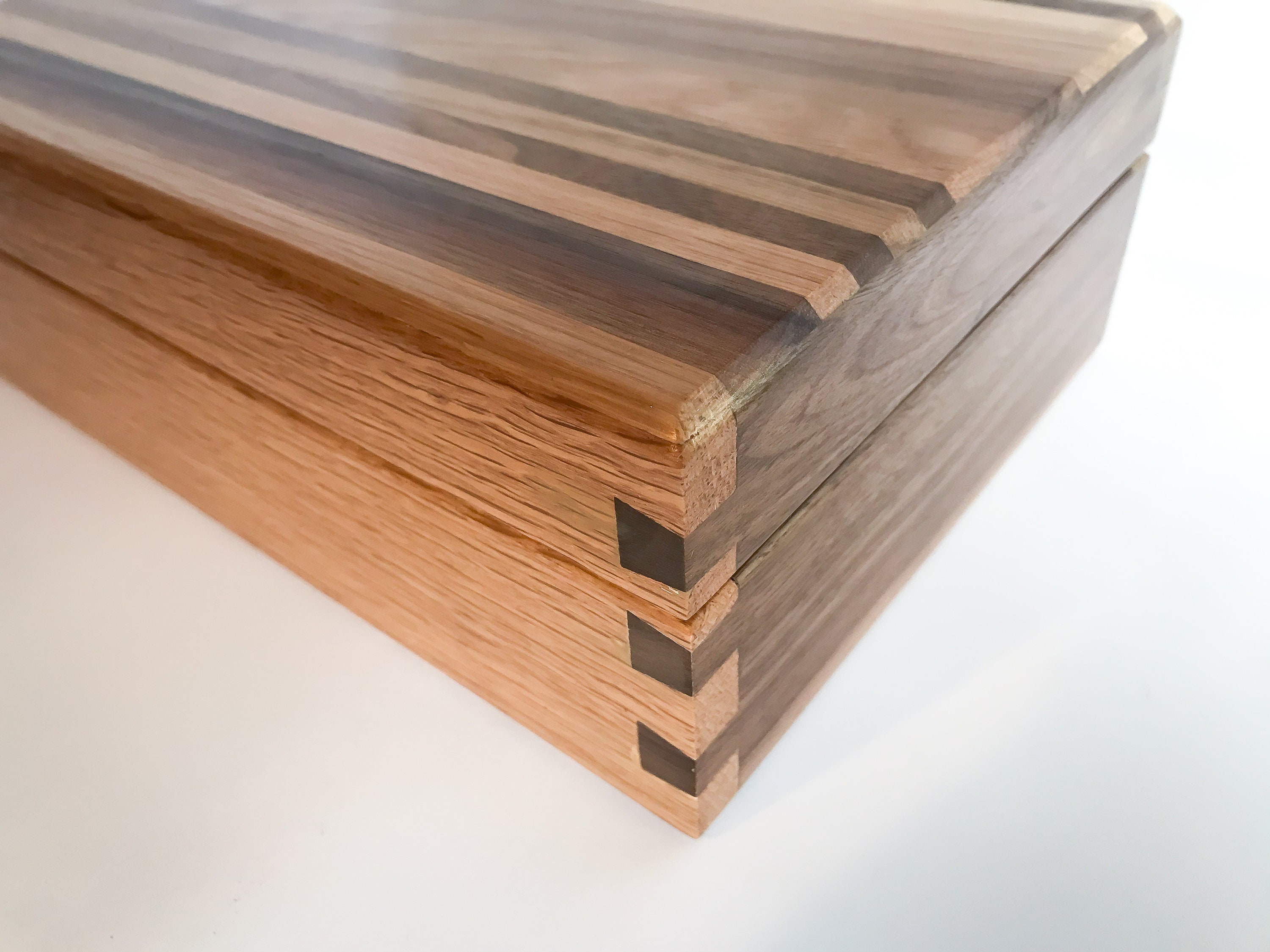 Keepsake Box Handmade Oak and Walnut Wooden Box With Feature - Etsy