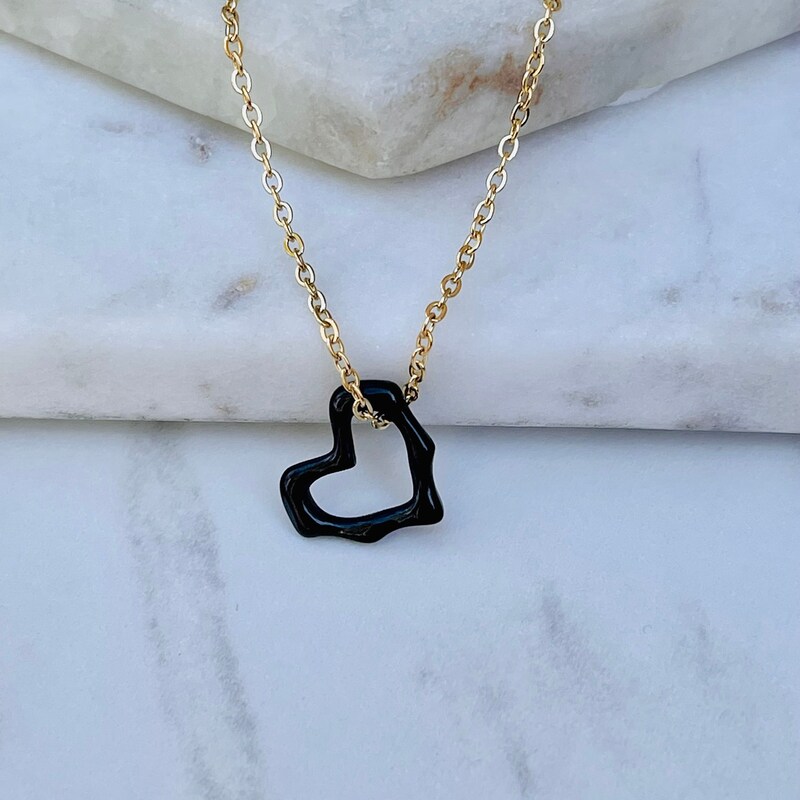 Black Heart Necklace - Etsy