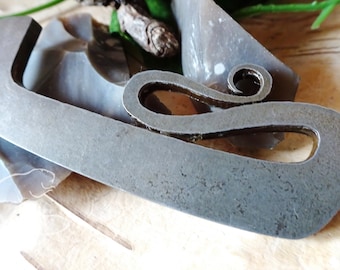 Hand Knapped English Flint Shards 200g for Primitive Fire Lighting ...