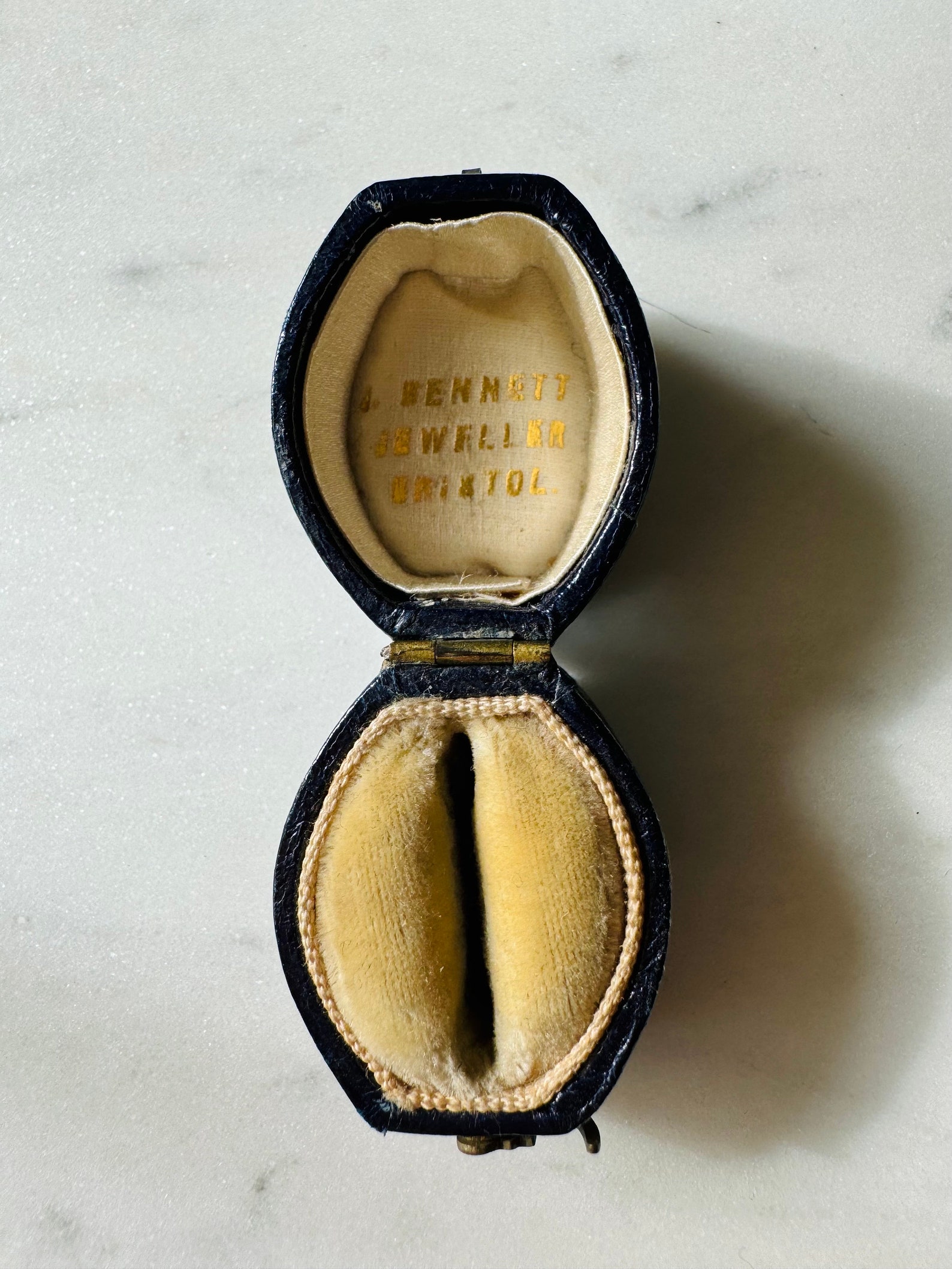 Vintage Ring Boxes | Antique Ring Box | Antique Watch Box | Velvet Box ...
