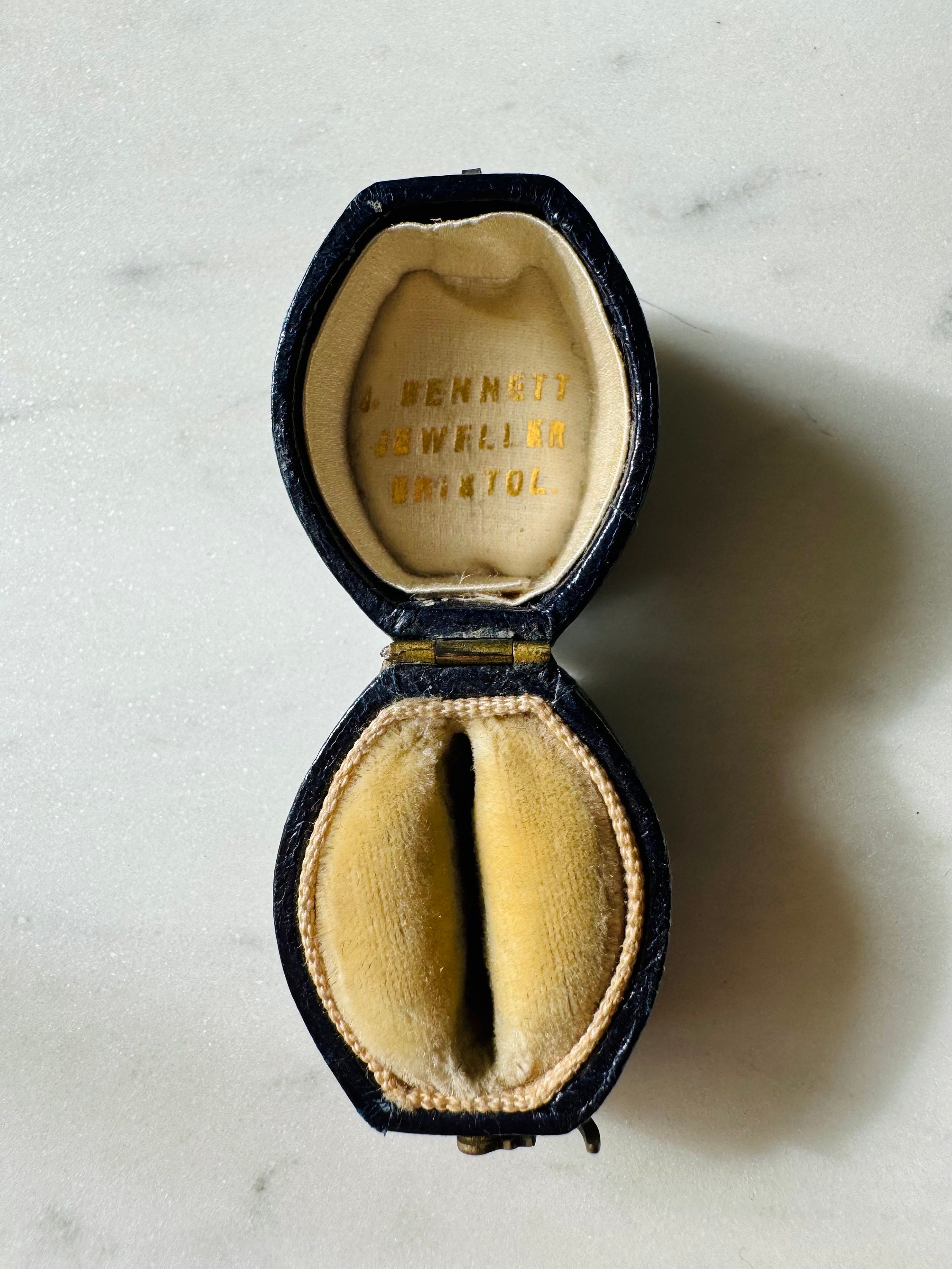 Vintage Ring Boxes | Antique Ring Box | Antique Watch Box | Velvet Box ...