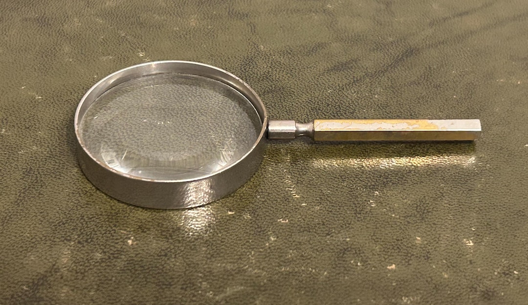 Vintage Magnifying Glass - Etsy
