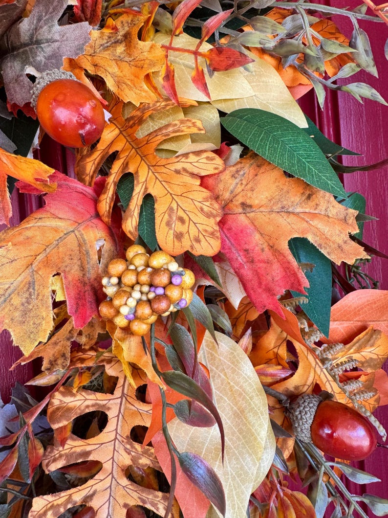 Berry & Acorn Greenery Wreath With Fall Foliage for Front Door, Neutral ...