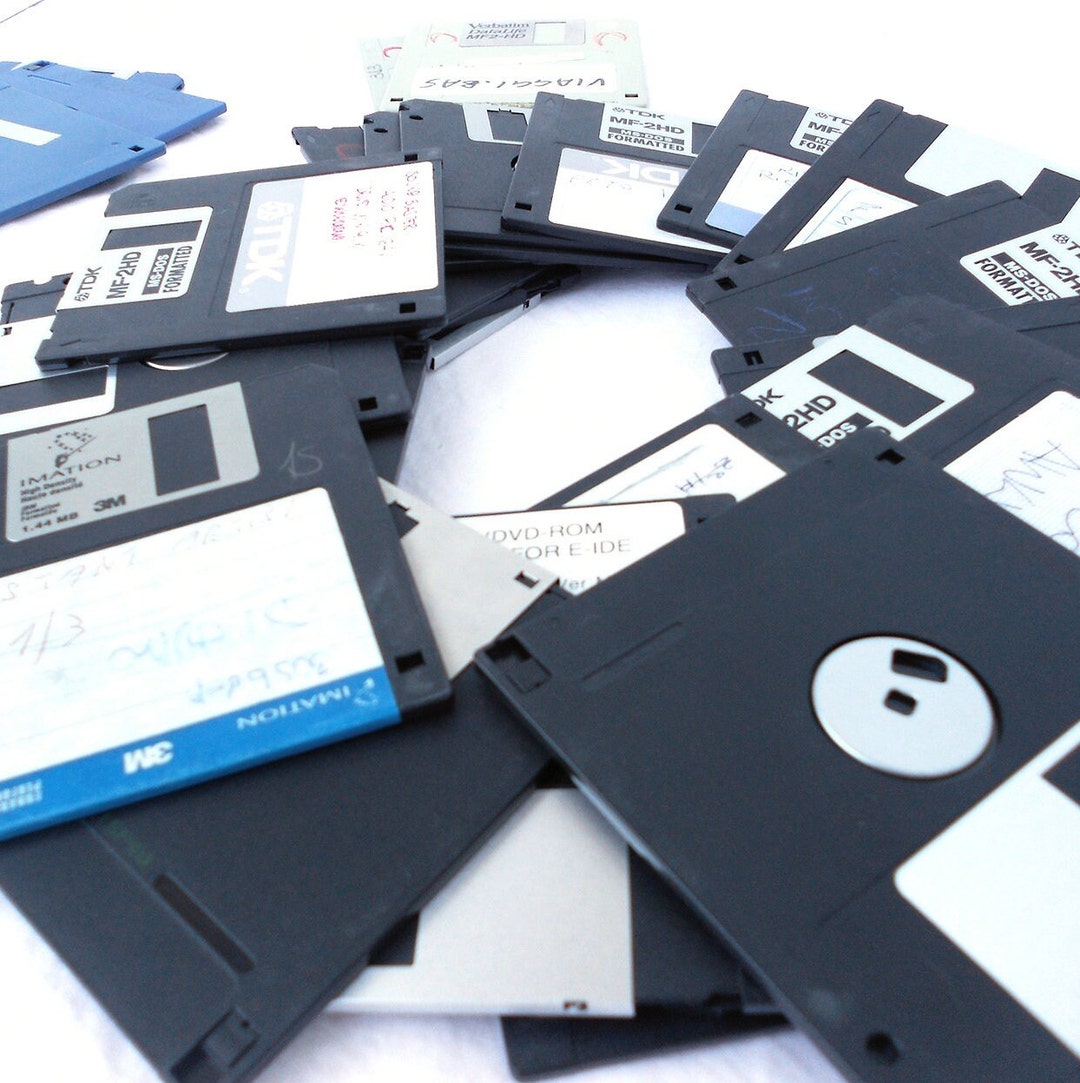 Floppy Disk Art DIY Kit, Vintage Craft Supplies, Zero Waste - Etsy