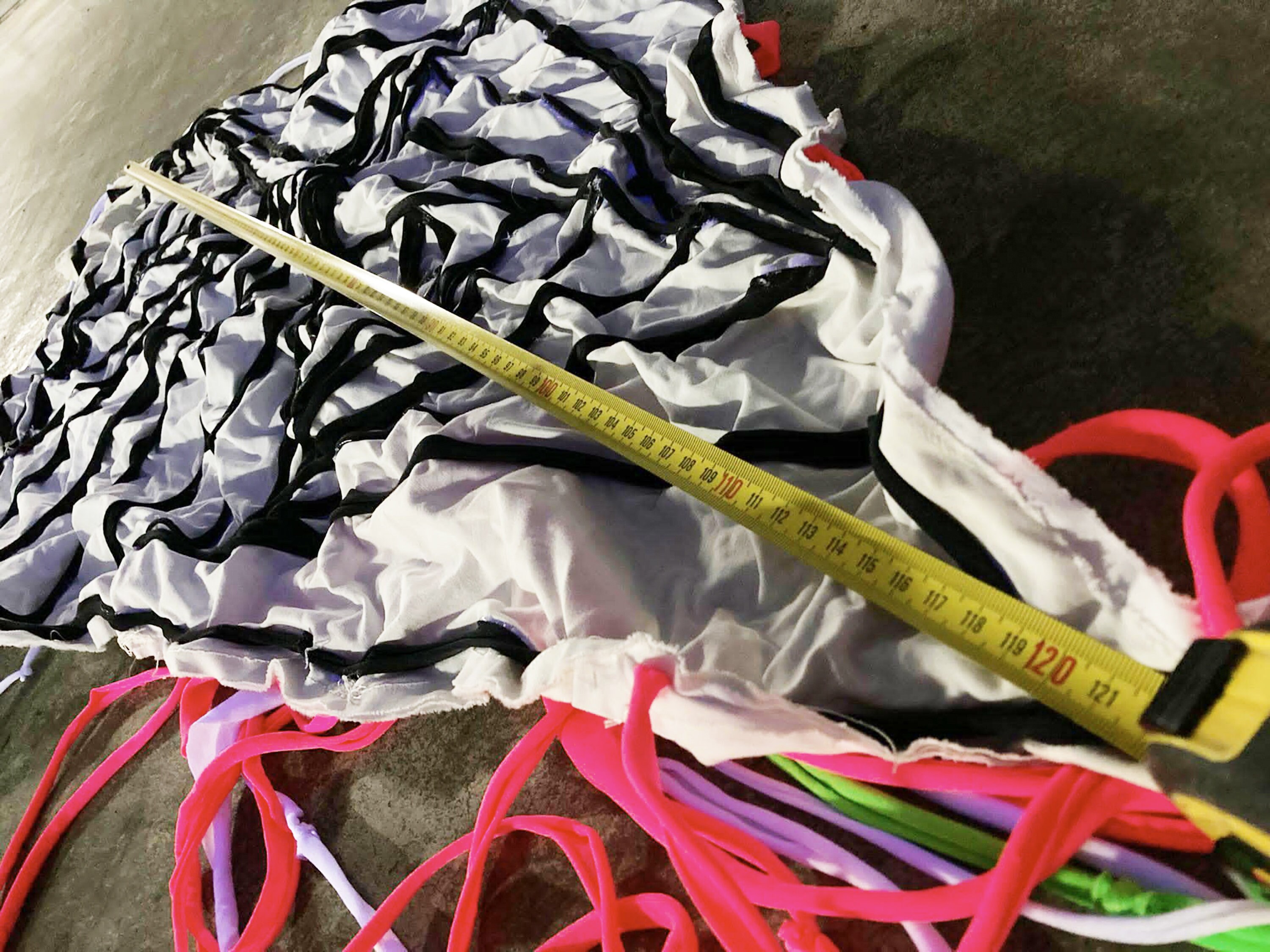 String Art Psychedelic Decor Optical Illusion Wall Decal, Black Light ...