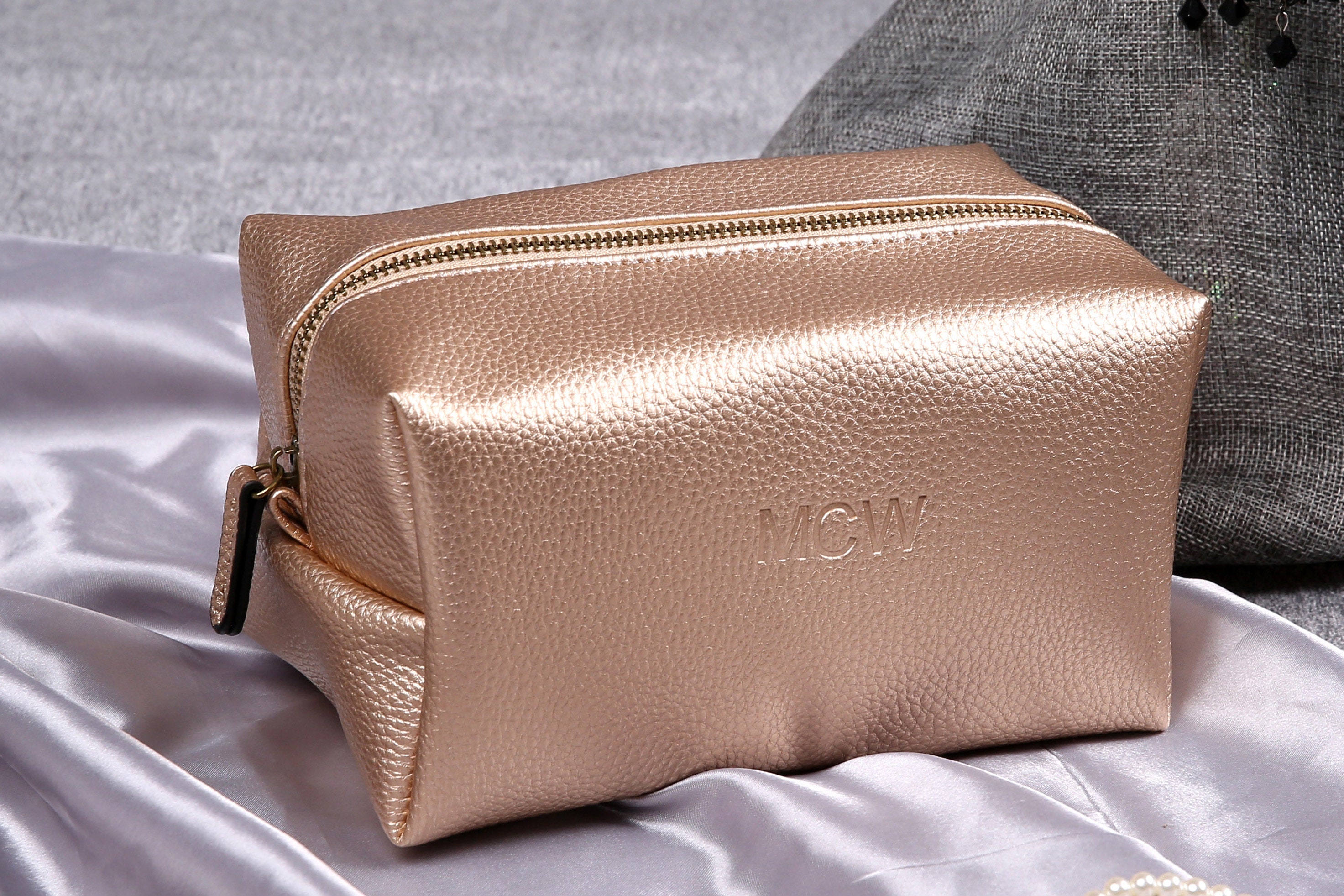 Set of 678910 Personalized Make Up Bag Bridesmaid Gift | Etsy