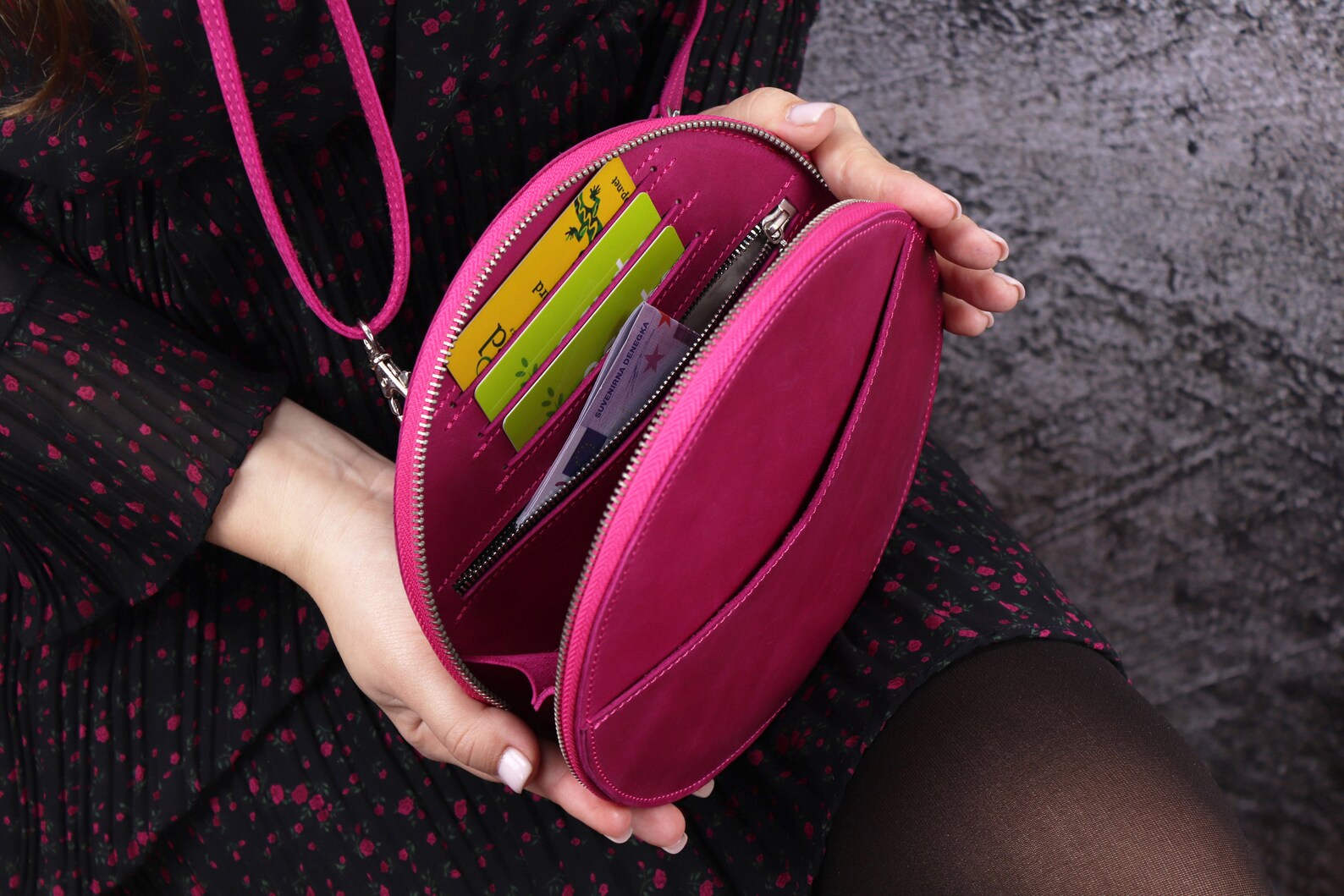 Leather Round Crossbody Wallet/women's Circle Shoulder - Etsy