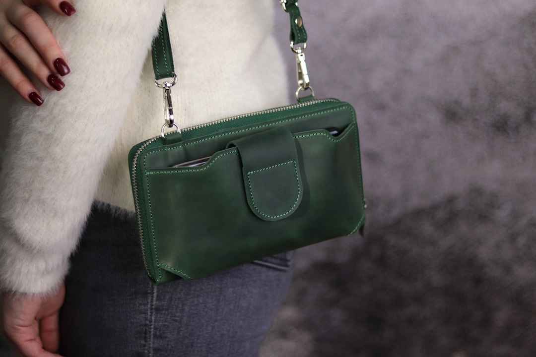 Handmade Leather Crossbody Phone Wallet Purse: RFID 20 Card Slots ...