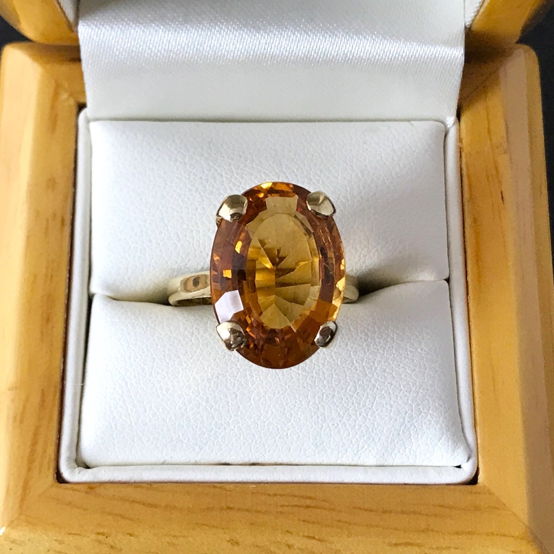 Large Vintage Oval Citrine Solitaire Ring Set in 18 Ct Solid Yellow ...