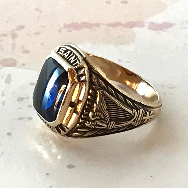 College Ring - Etsy