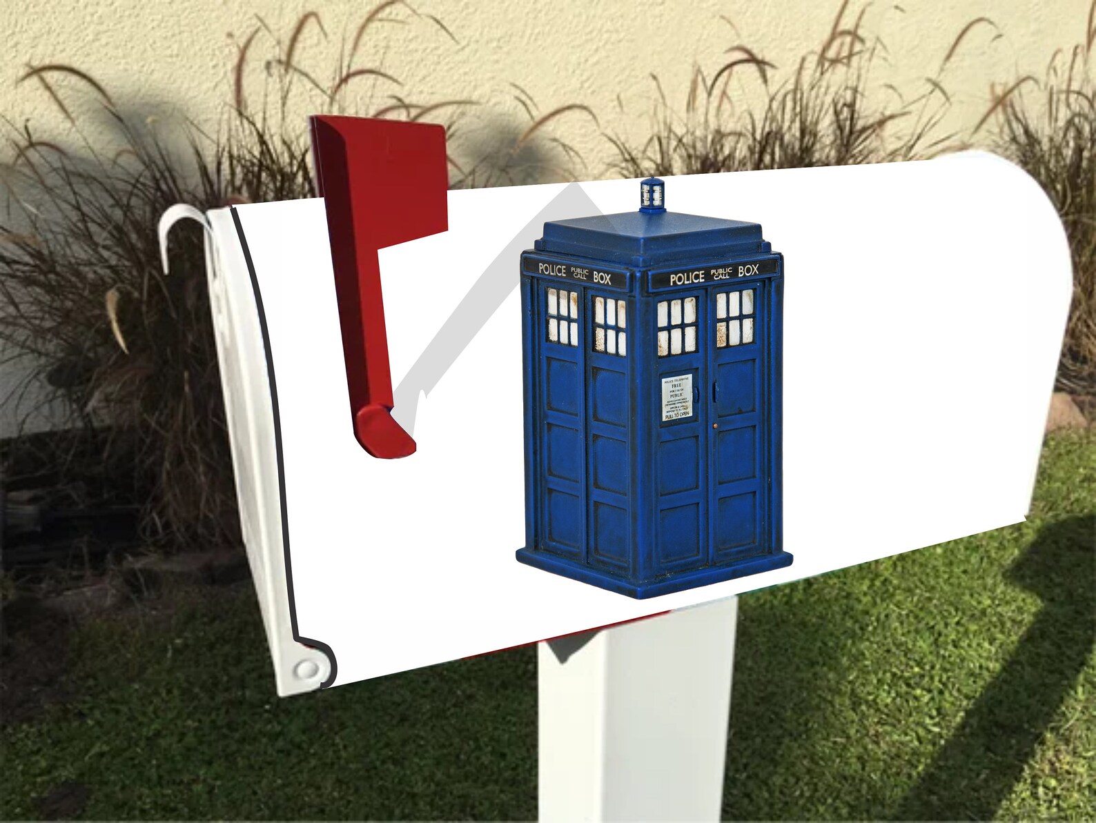 The Doctor Would Approve! Dr. Who Tardis Magnetic Mailbox Cover ...