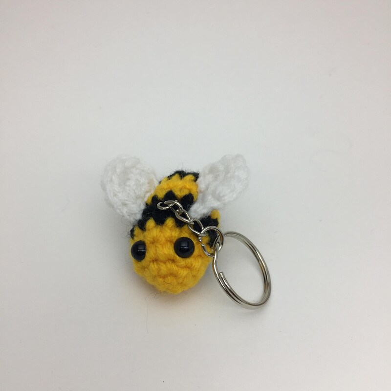Bumble Bee Keychain - Etsy