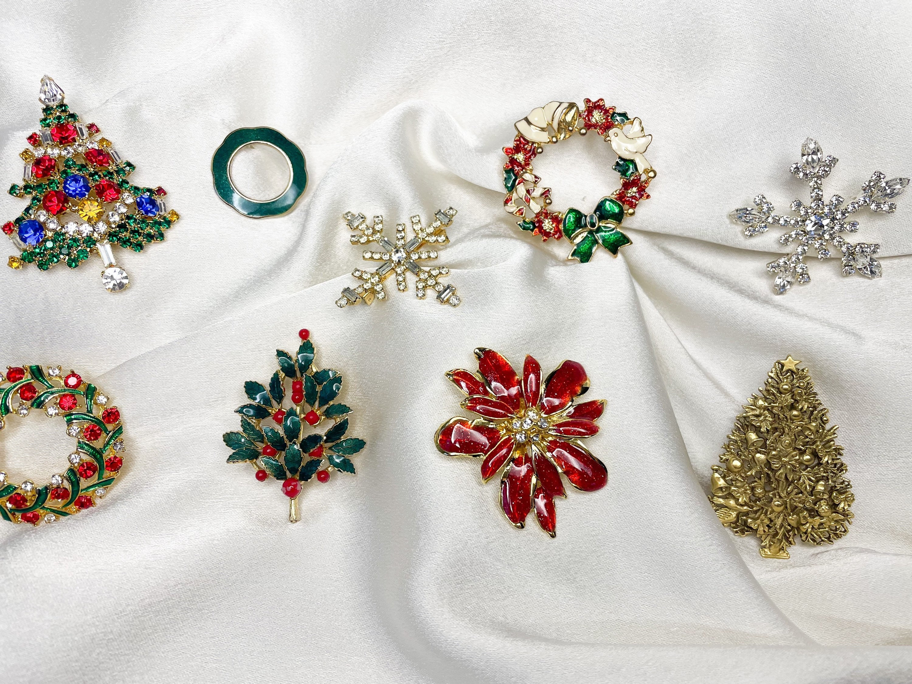Vintage Brooches Holiday Jewelry Christmas Tree, Holiday Wreath ...