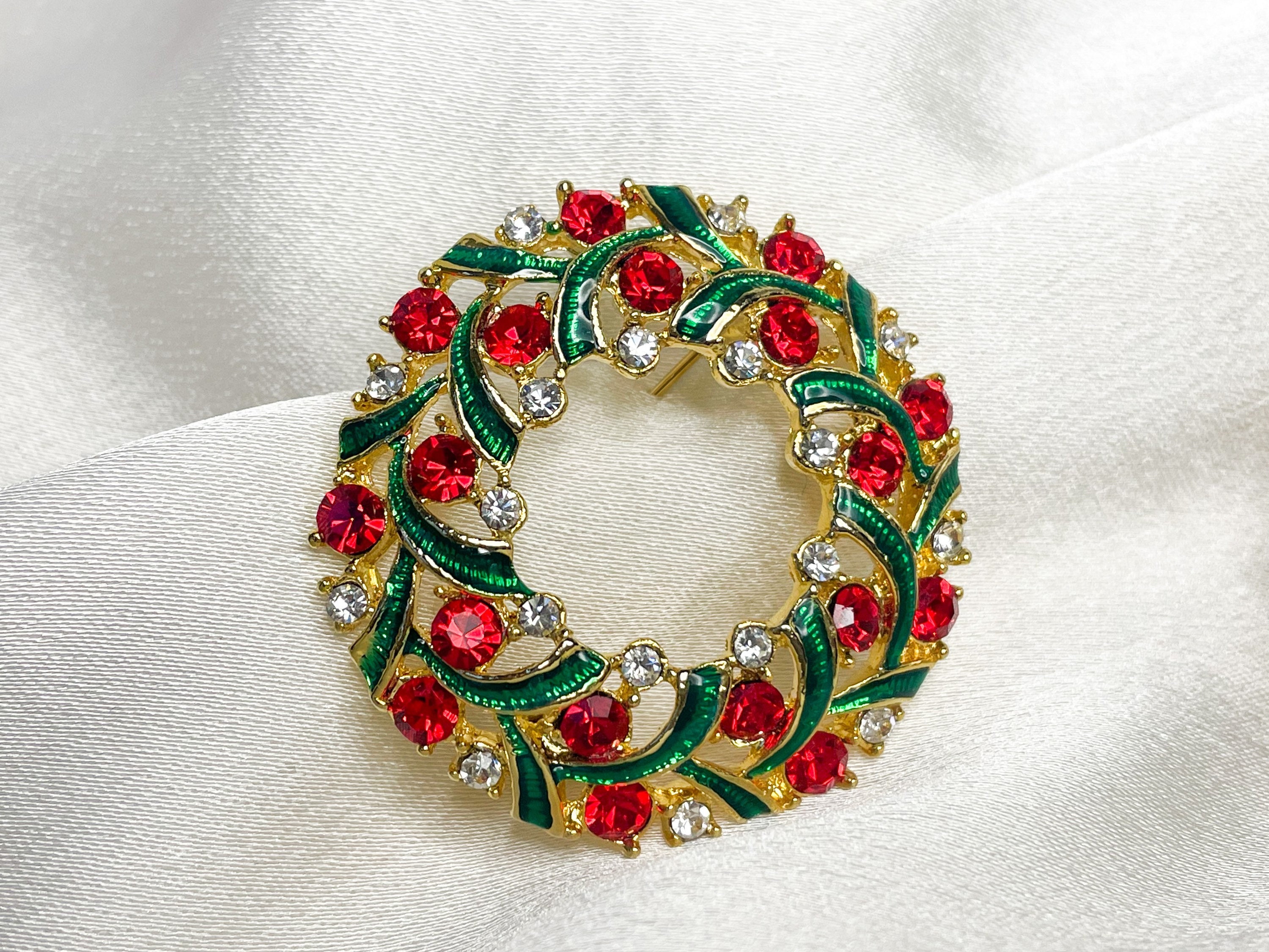 Vintage Brooches Holiday Jewelry Christmas Tree, Holiday Wreath ...