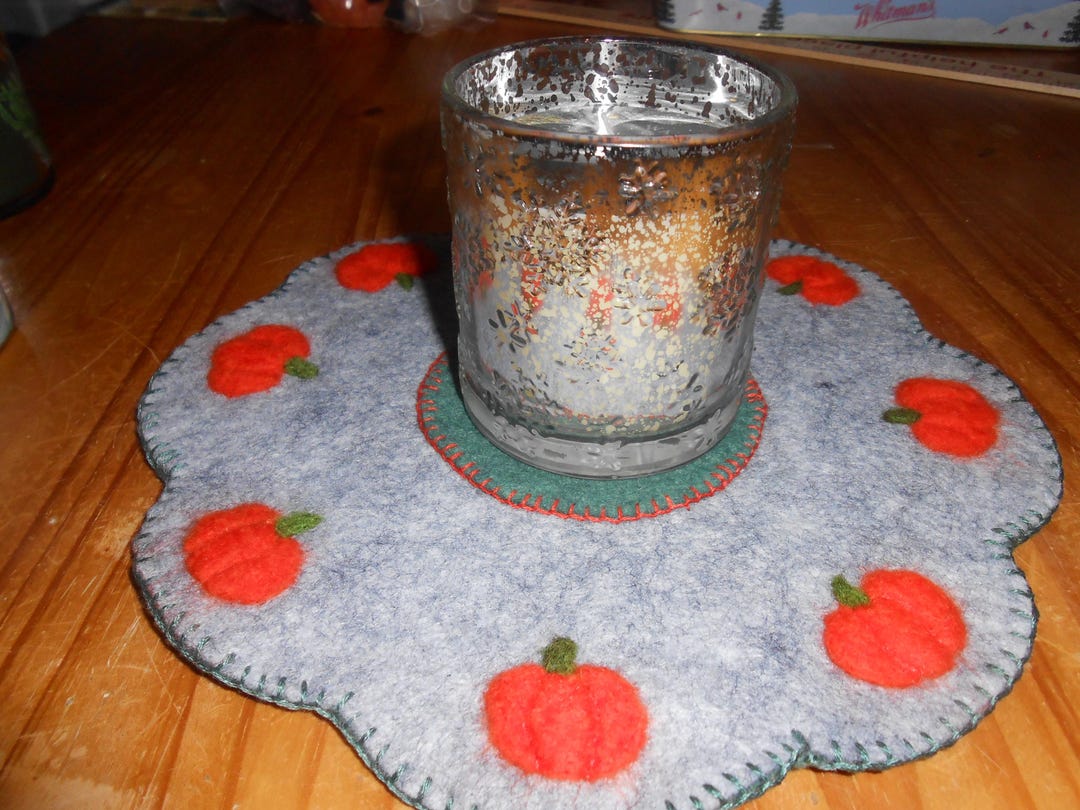 Fall Pumpkin Felt Candle Mat Table Centerpiece Dimensional Pumpkins ...
