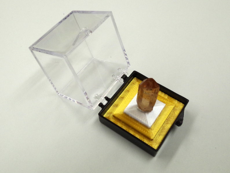 Perky Box Inserts for Gem and Mineral Mounting. for 1.25" Perky Boxes ...
