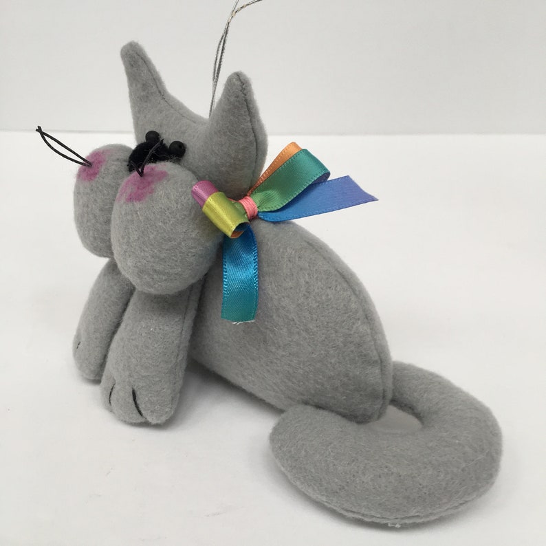 Figurines & Knick Knacks Little Cheeky Gray Cat Collectibles Art ...