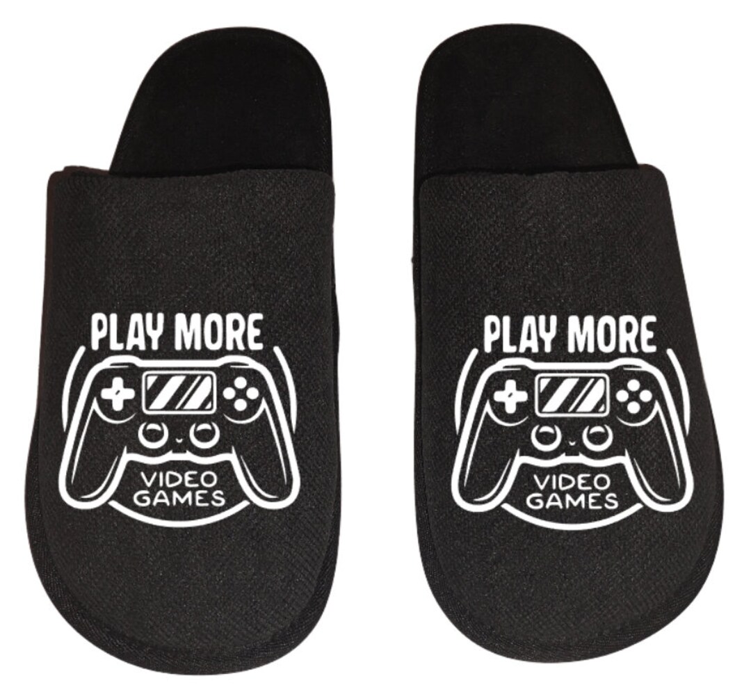 Play More Video Games Vintage Video Game Over Menu Gamer Men's Slippers ...