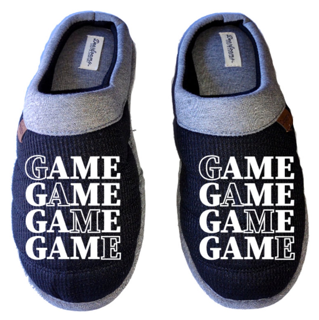 Vintage Video Game Gamer DF by DEARFOAMS Men's Slippers / House Shoes ...