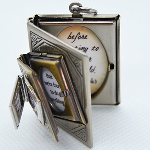 Silver Locket Necklace THE CAMERA LOCKET Vintage Camera | Etsy