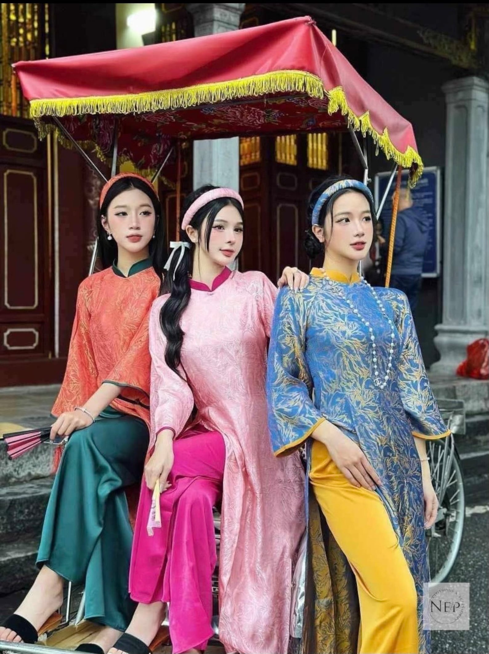 Ao Dai Dang Suong: Vietnamese Flared Sleeve Long Dress With Pants - Etsy