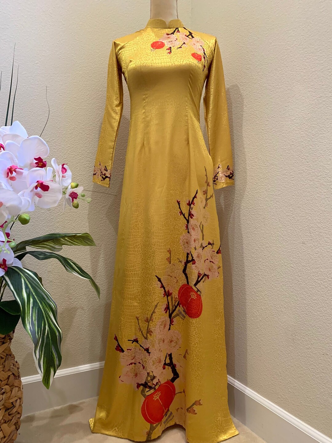 Gold Silk Ao Dai Dress: Vietnamese Tet Long Dress With Pants - Etsy