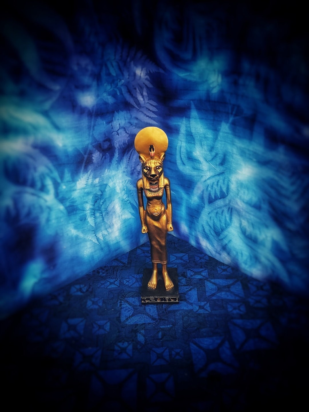 Sekhmet Statue. Golden Sekhmet Statue. Kemet. Egyptian Art. Egyptian ...