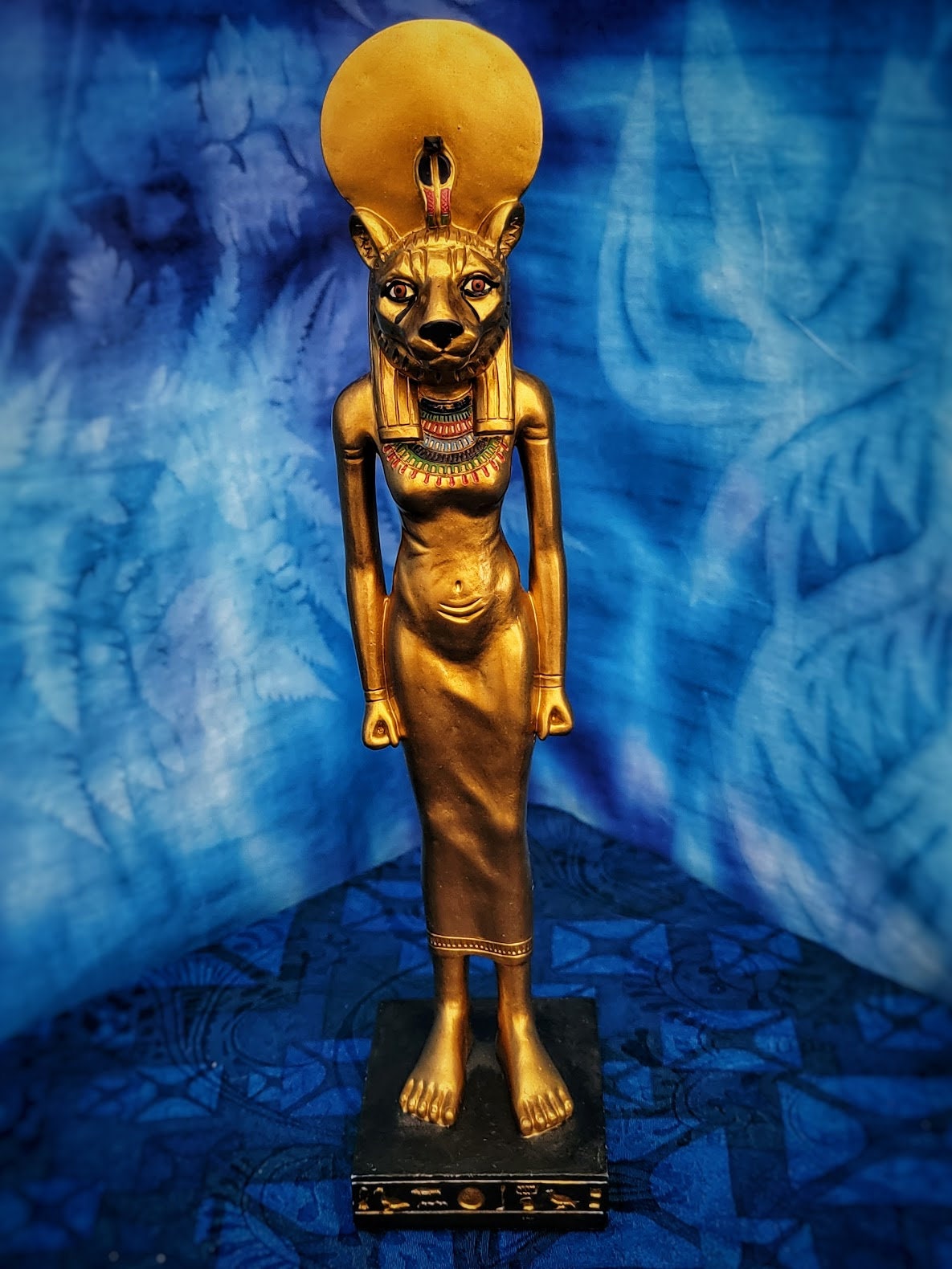 Sekhmet Statue. Golden Sekhmet Statue. Kemet. Egyptian Art. Egyptian ...