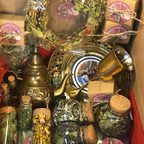 Witch Gifts - 60+ Gift Ideas for 2024