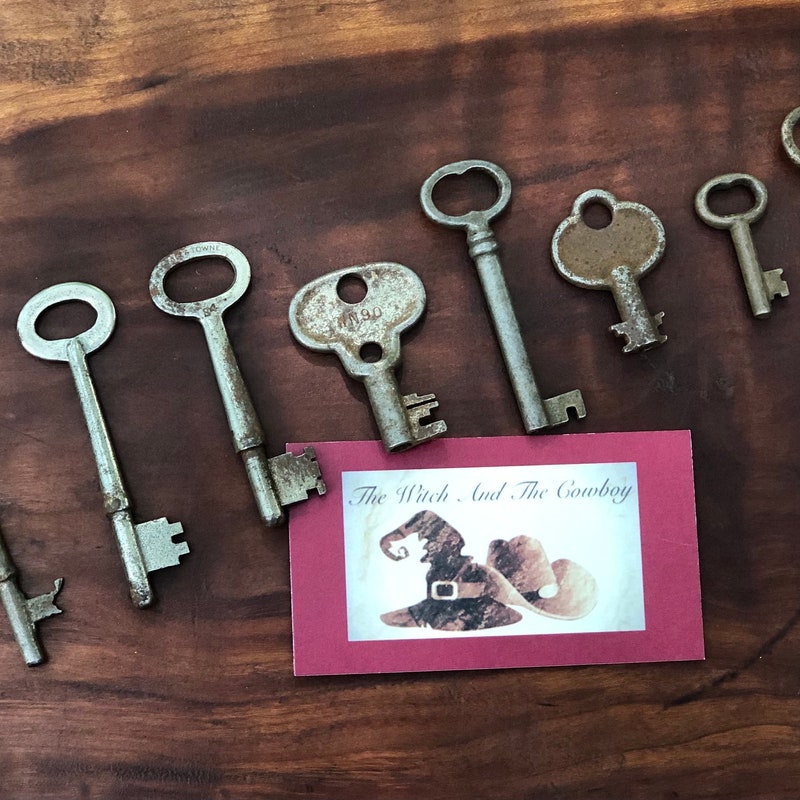 Vintage Skeleton Key - Etsy
