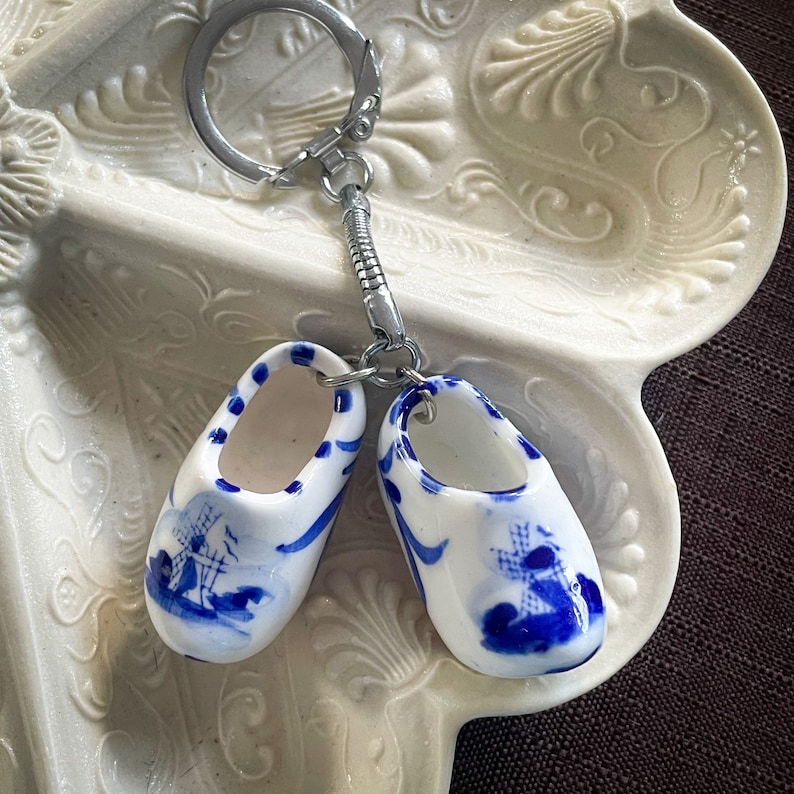 Vintage Ceramic Blue White Windmill Holland Dutch Clog Shoes Keychain ...