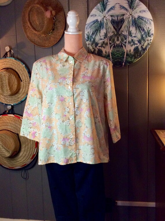 Vintage 90s Pastel Soft Gem