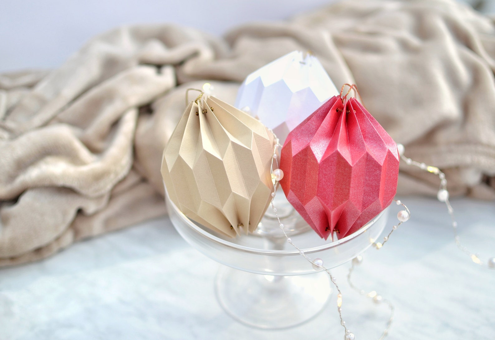Origami Christmas Ornament Luxury Unique Geometric Origami Christmas ...
