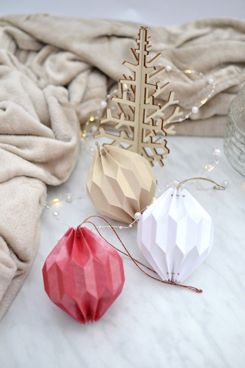 Origami Christmas Ornament Luxury Unique Geometric Origami Christmas ...
