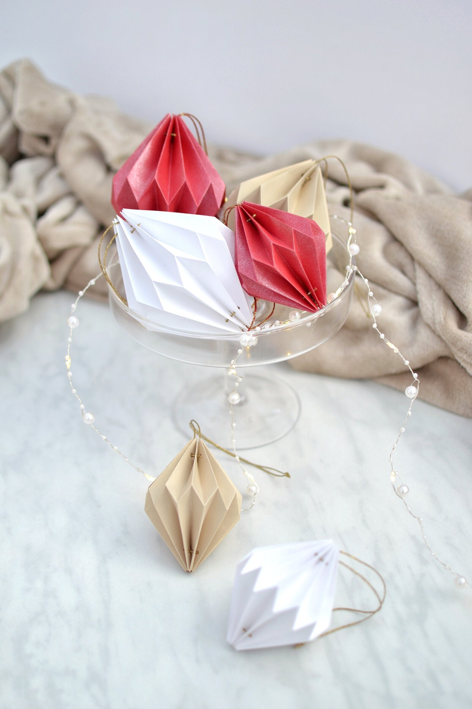 Origami Christmas Ornament Luxury Unique Geometric Origami Christmas ...