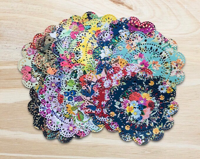Flower Print Doilies | Flower Doily | Lightweight Paper Doilies ...